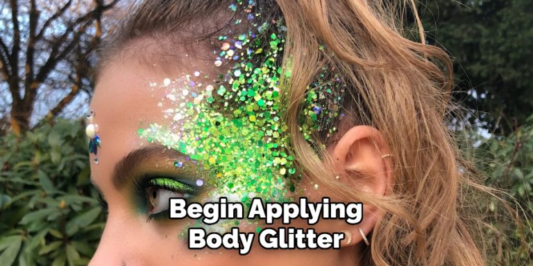How to Apply Body Glitter | 8 Easy Steps (2026)