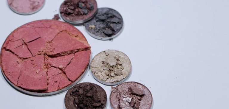 How to Fix Broken Makeup Powder | 10 Easy Methods (2026)